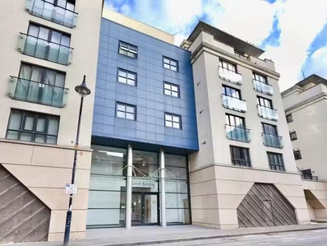 2 bedroom apartment for rent in Zenith Building, 26 Colton Str.