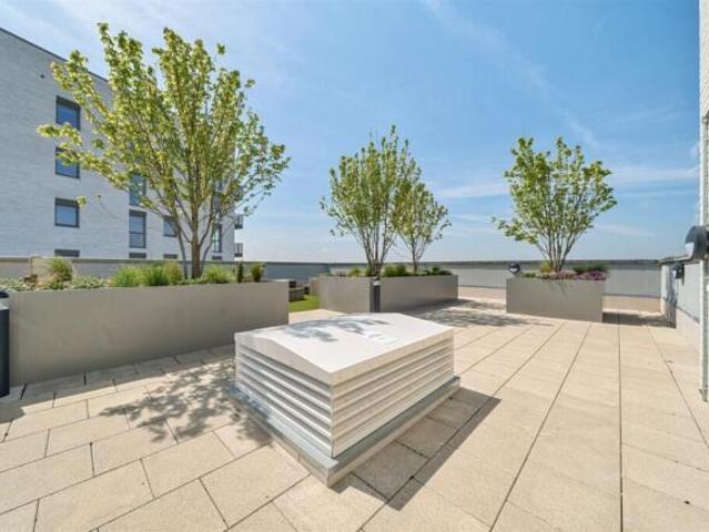 2 bedroom apartment for rent in Zircon Court, Acton, W3