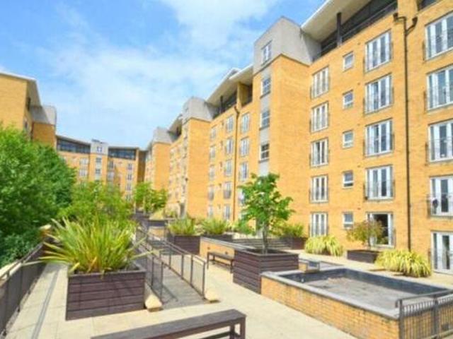 2 Bedroom Apartment For Rent In 14 Middlewood Street, Salford