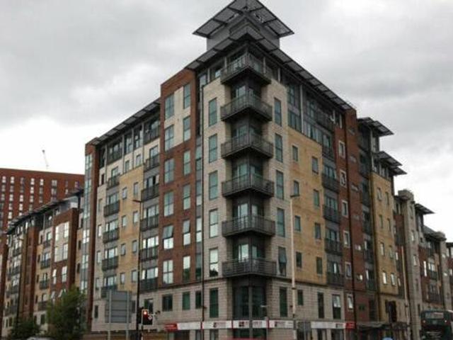 2 Bedroom Apartment For Rent In 156 Chapel Street, Salford