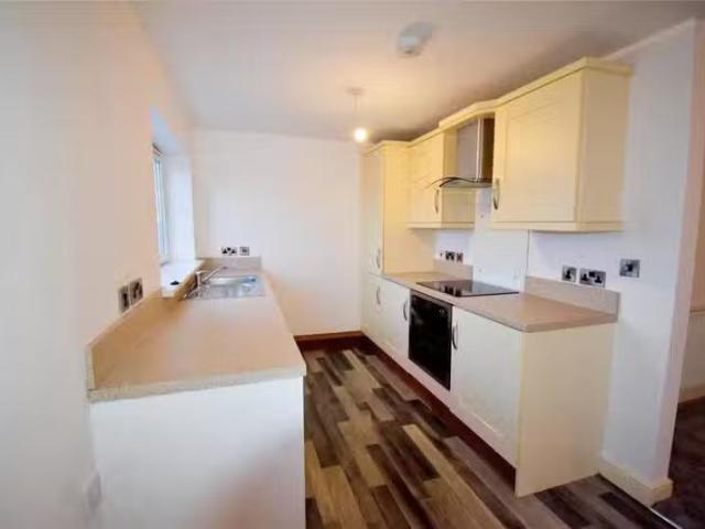 2 bedroom apartment for rent in 15 Cumbria House, Corporation.