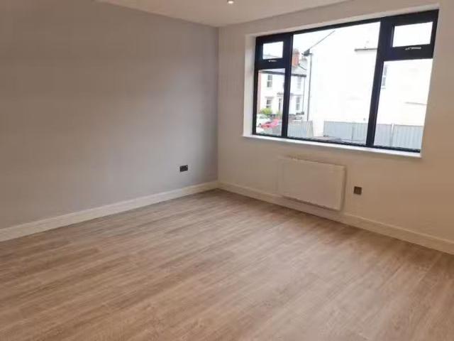 2 bedroom apartment for rent in 174 176 High Street, Harborne.