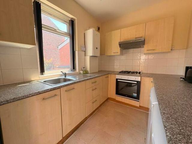 2 bedroom apartment for rent in 112 Dickenson Road, Rusholme M14