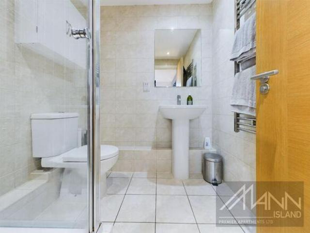 2 bedroom apartment for rent in 11 Mann Island, Liverpool, L3