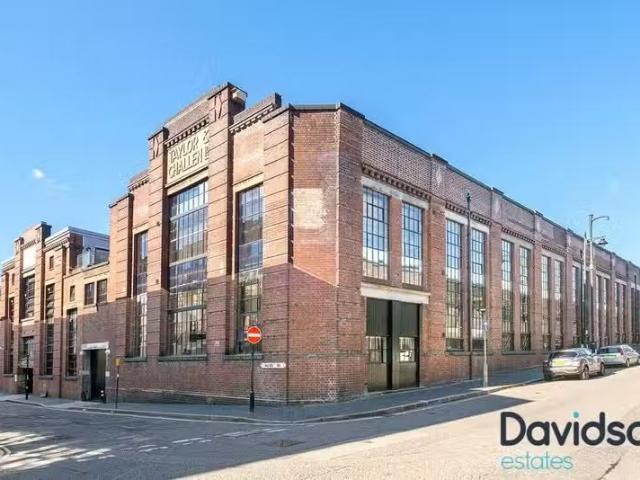 2 bedroom apartment for rent in 1 Derwent House, Livery Street.