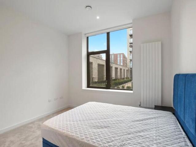 2 bedroom apartment for rent in 1 Shipwright Street, London, E16