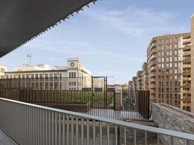 2 Bedroom Apartment For Rent In 1 Paragon Square