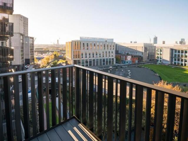 2 bedroom apartment for rent in 1 Pitt Street, Glasswater Locks, B4