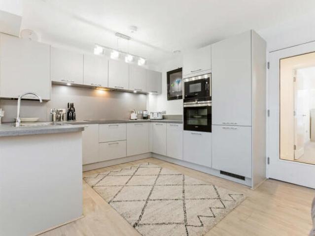 2 bedroom apartment for rent in 2/1, 25 Broomhill Avenue, Broomhill, Glasgow G11 7BF, G11