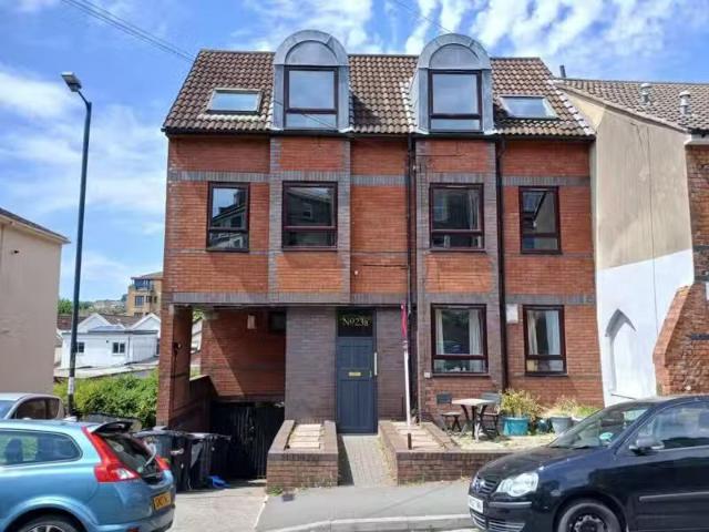 2 bedroom apartment for rent in 23a North Road, Bristol, BS6