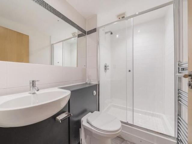 2 bedroom apartment for rent in 2 7 Elmdale Road Bristol BS8