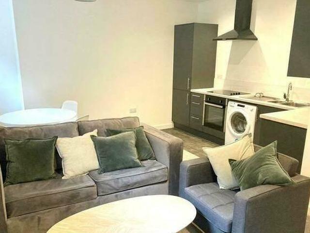 2 bedroom apartment for rent in 2 Bed Flat 1000 Pcm Sheffield S6 3AU S6