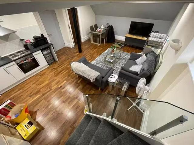 2 bedroom apartment for rent in 36 42 Westgate, Huddersfield.