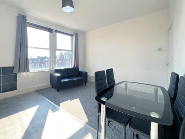 2 bedroom apartment for rent in 36a Ash Road, Leeds, LS6 3JF, LS6