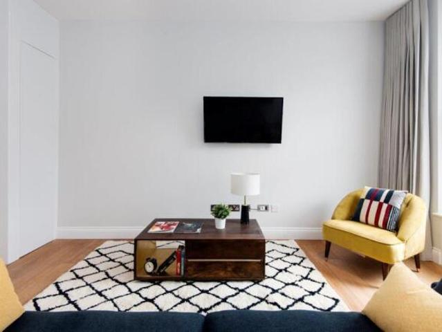 2 bedroom apartment for rent in 38 Charleville Road, W14