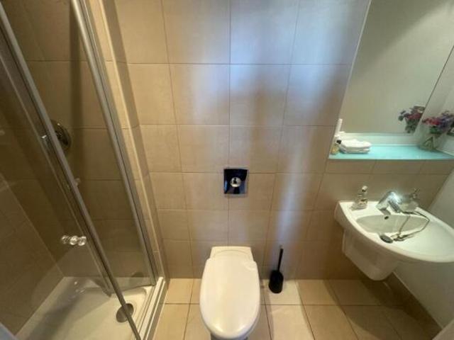 2 bedroom apartment for rent in 300 West One Tower, S3