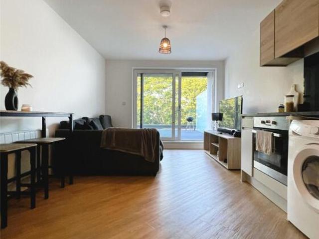2 bedroom apartment for rent in 311 313 Wimborne Road, Poole, Dorset, BH15