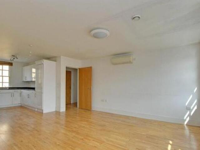 2 Bedroom Apartment For Rent In 31a Greenwich Church Street, London