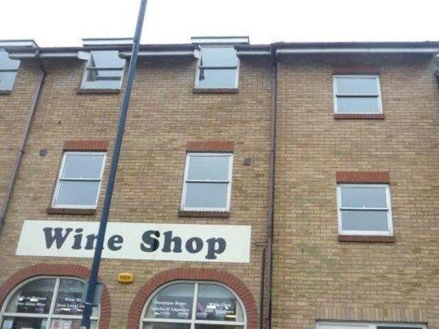 2 bedroom apartment for rent in 3 Priory Chambers PE19