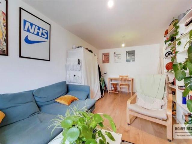 2 bedroom apartment for rent in Stoke Newington Rd, London, N16