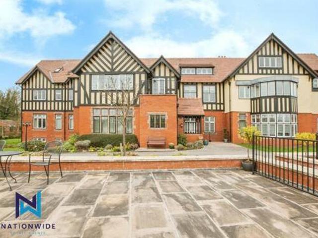 2 Bedroom Apartment For Rent In 40 Hesketh Road, Southport
