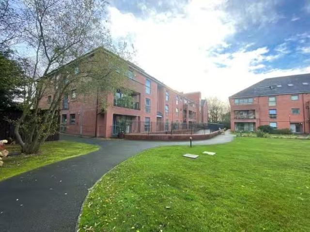 2 bedroom apartment for rent in 43 Merryfield Grange, Bolton.