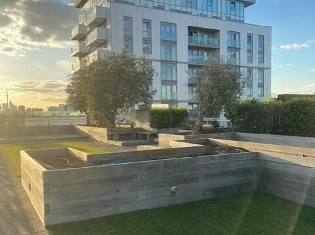 2 bedroom apartment for rent in 43 Upper North Street London E14 6FY E14