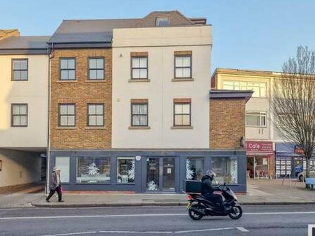 2 bedroom apartment for rent in 58 Turners Hill Cheshunt Waltham Cross EN8