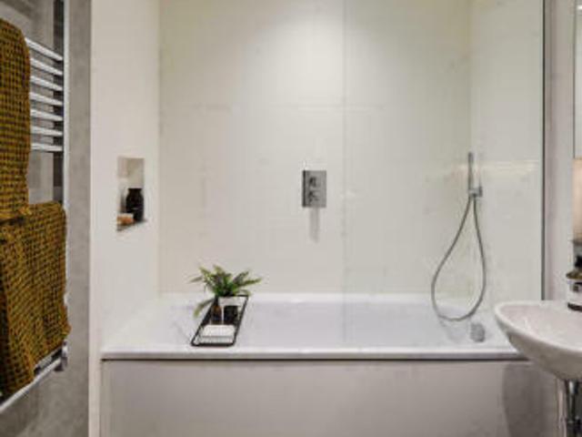 2 bedroom apartment for rent in 518 Wood Street, Cardiff City, CF10
