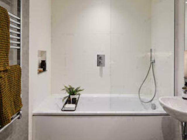 2 bedroom apartment for rent in 518 Wood Street, Cardiff City, CF10