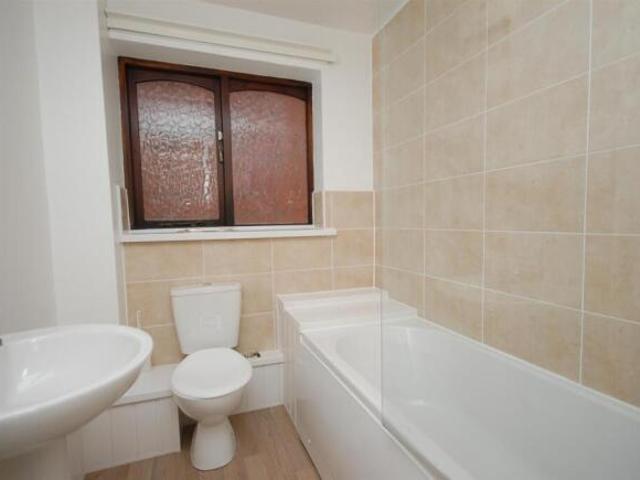 2 bedroom apartment for rent in 61 Bridgnorth Road, Compton, Wolverhampton, West MIdlands, WV6