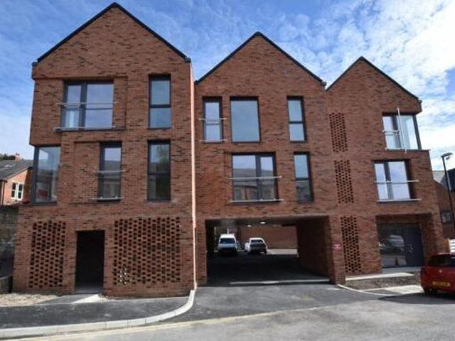 2 Bedroom Apartment For Rent In 6 Well Lane, Chapel Allerton
