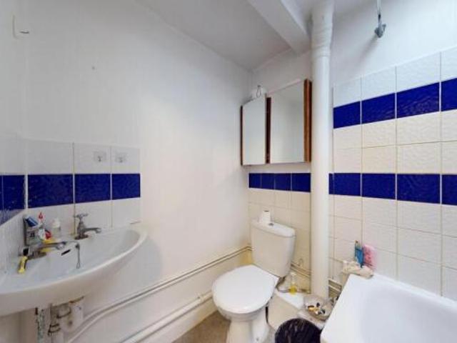 2 bedroom apartment for rent in 71A Red Lion Street LONDON WC1R 4NA, WC1R