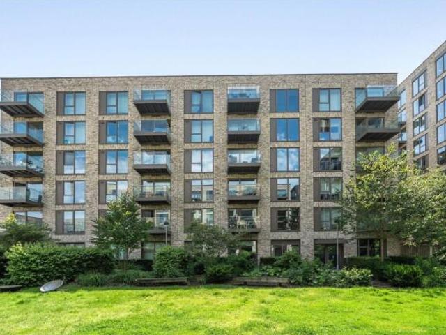 2 bedroom apartment for rent in 7 Clipper Street, London, E16