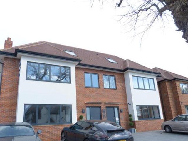 2 Bedroom Apartment For Rent In 87 The Ridgeway, London