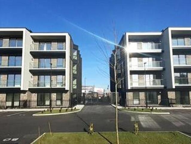 2 Bedroom Apartment For Rent In 82 Southend Arterial Road