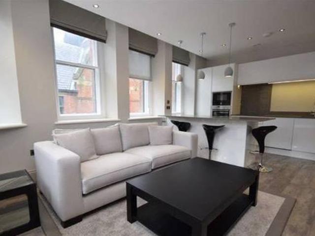 2 bedroom apartment for rent in 8 King Street City Centre Manchester M2