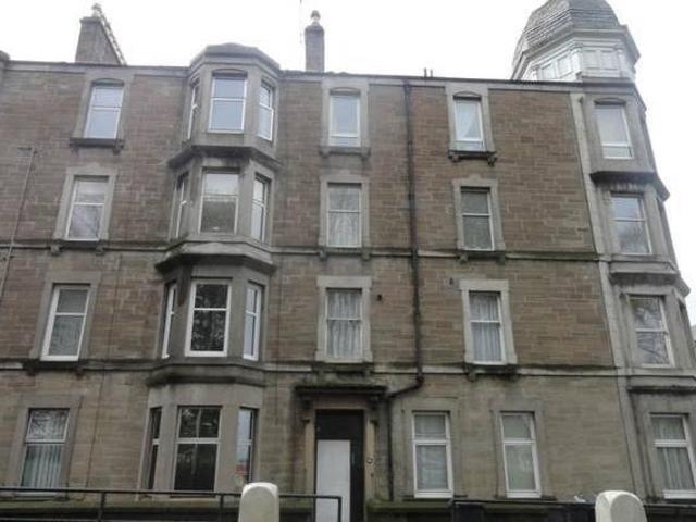 2 bedroom apartment for rent in 99 G R Arbroath Road DD4