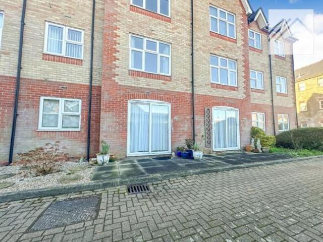 2 bedroom apartment for sale in Macmillan Court, Godfrey Mews, Chelmsford, CM2