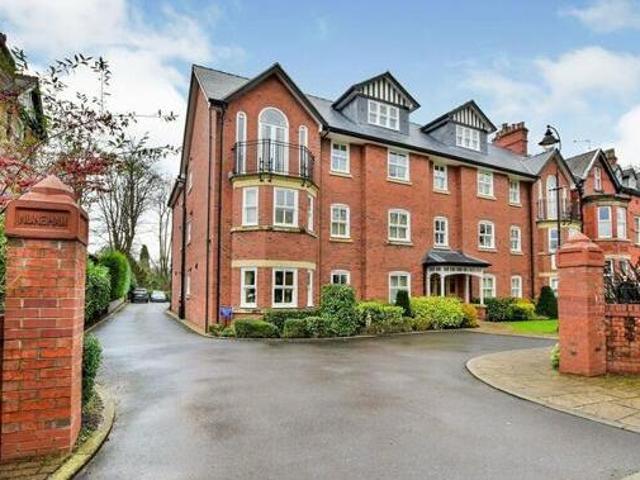 2 Bedroom Apartment For Sale In Macclesfield, Cheshire