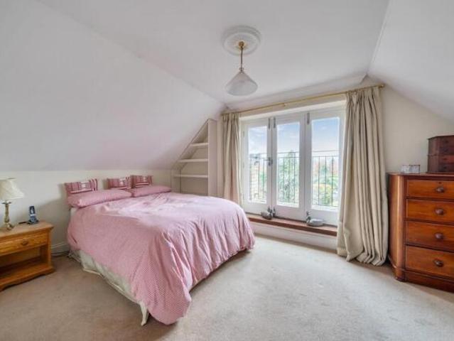 2 bedroom apartment for sale in Magazine Road, Ashford TN24 8NR, TN24
