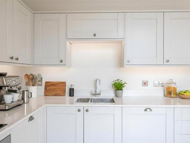 2 bedroom apartment for sale in Magdalen Road, Exeter, EX2