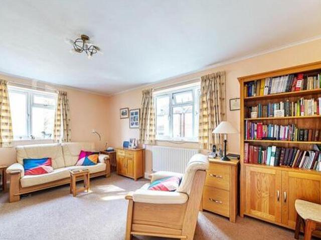 2 Bedroom Apartment For Sale In Madeira Road, London