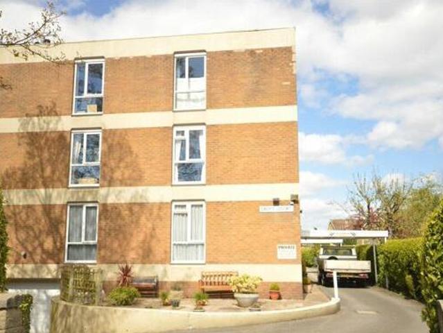 2 Bedroom Apartment For Sale In Main Street, Menston
