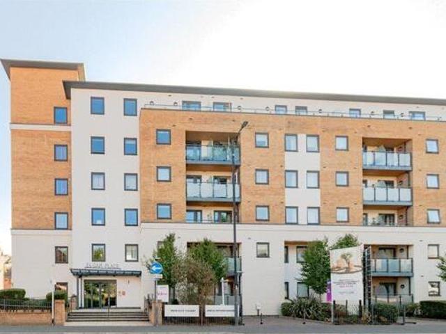 2 Bedroom Apartment For Sale In Maidenhead