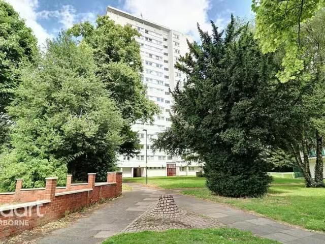 2 bedroom apartment for sale in Malins Road, Harborne, B17