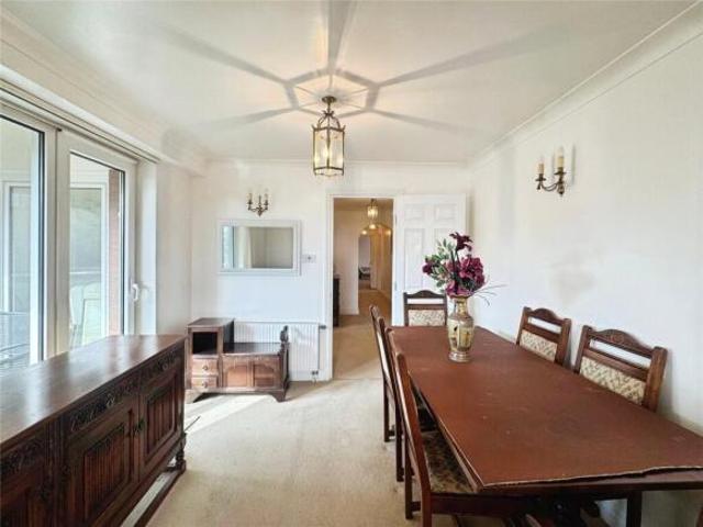 2 bedroom apartment for sale in Manor Road, Bournemouth, Dorset, BH1