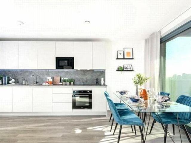 2 Bedroom Apartment For Sale In Manchester