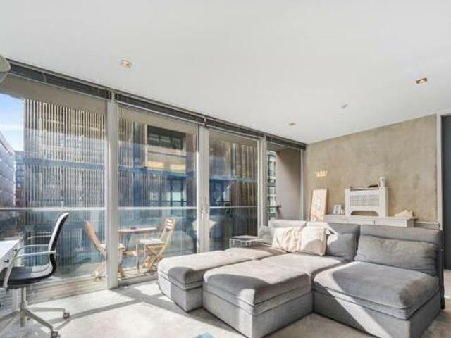 2 Bedroom Apartment For Sale In Manchester