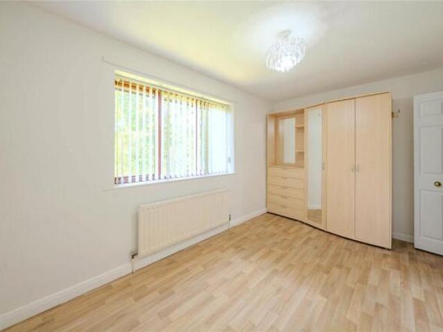 2 bedroom apartment for sale in Maple Croft, Moortown, Leeds, LS17